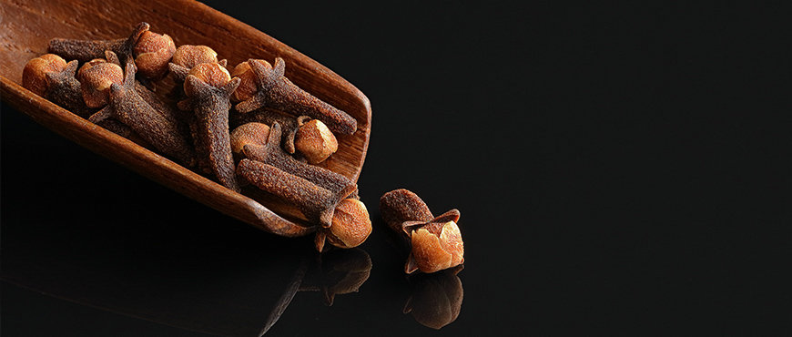 Clove: Multitalented Spice | Best Benefits & Uses